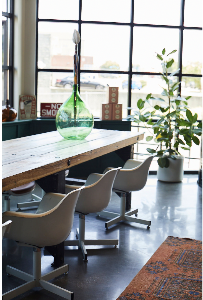 Nashville boutique hotel lobby: Fieldhouse Jones – Debra Baum Design